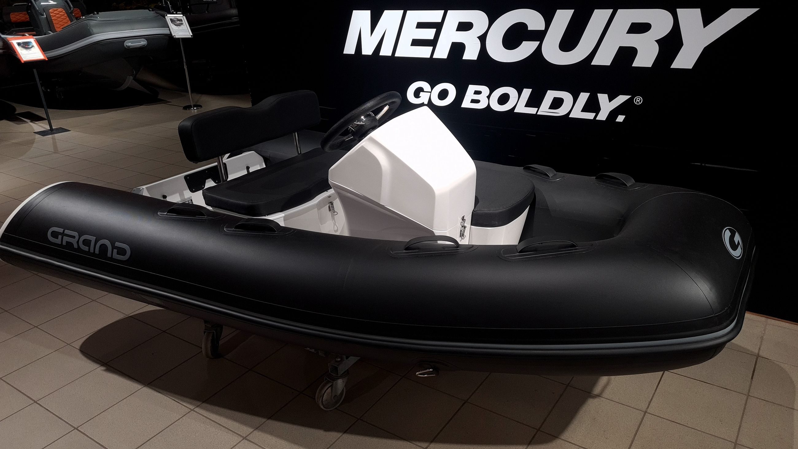 Grand 300 Silver Line RIB. Base, Sport og Deluxe modellene